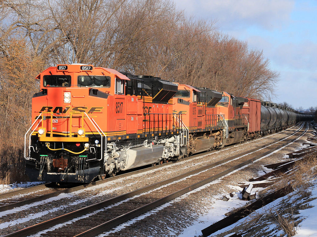 BNSF 8517